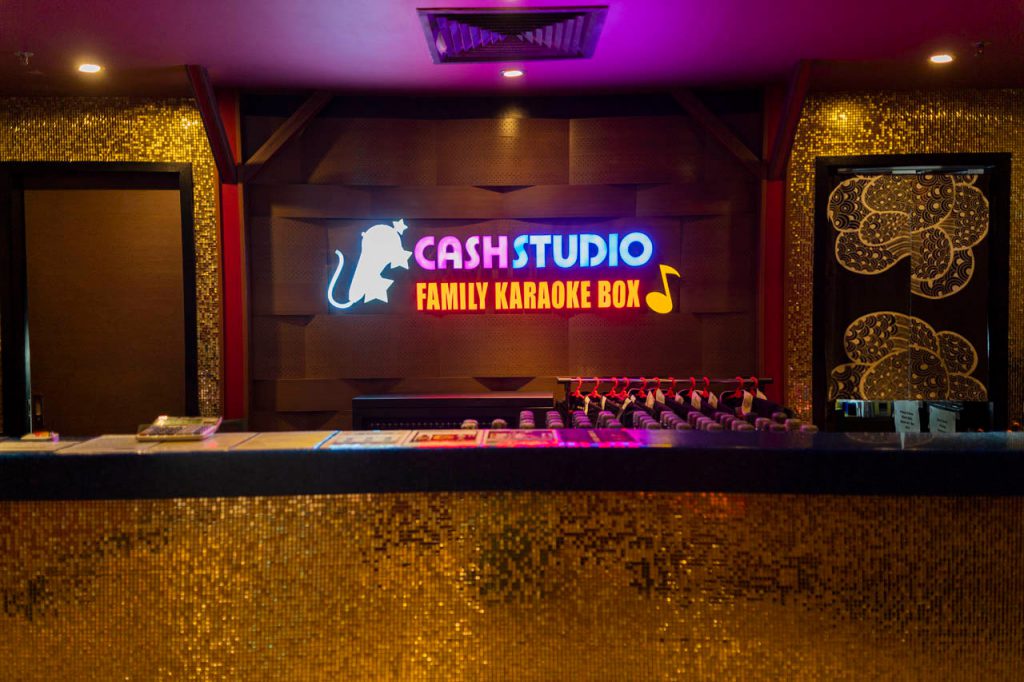 Cash Studio Family Karaoke Box @ 72 Prinsep Street