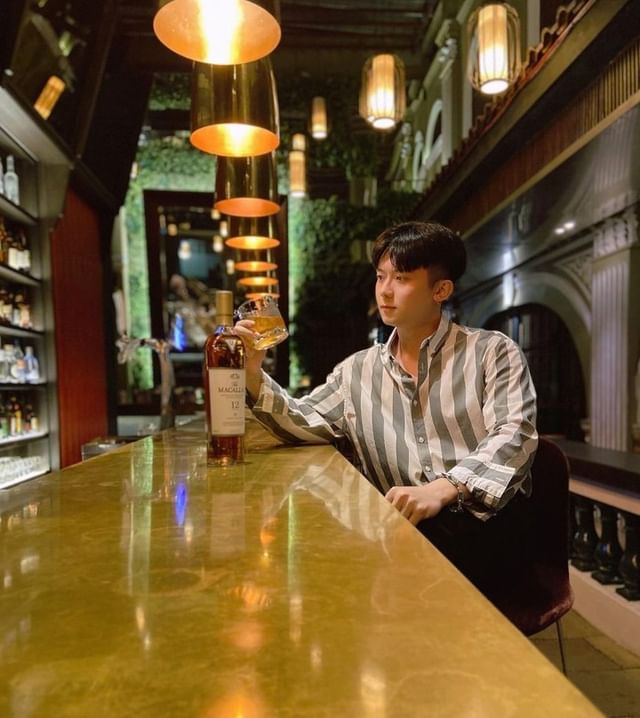 Alley Bar Pte Ltd @ 2 Emerald Hill Road