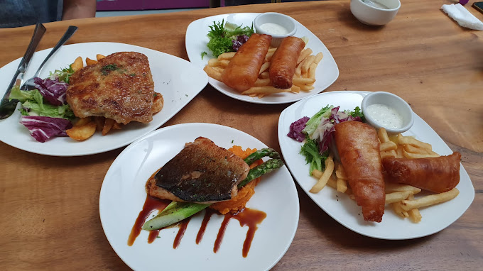 Professor Brawn Cafe @ Novena Square